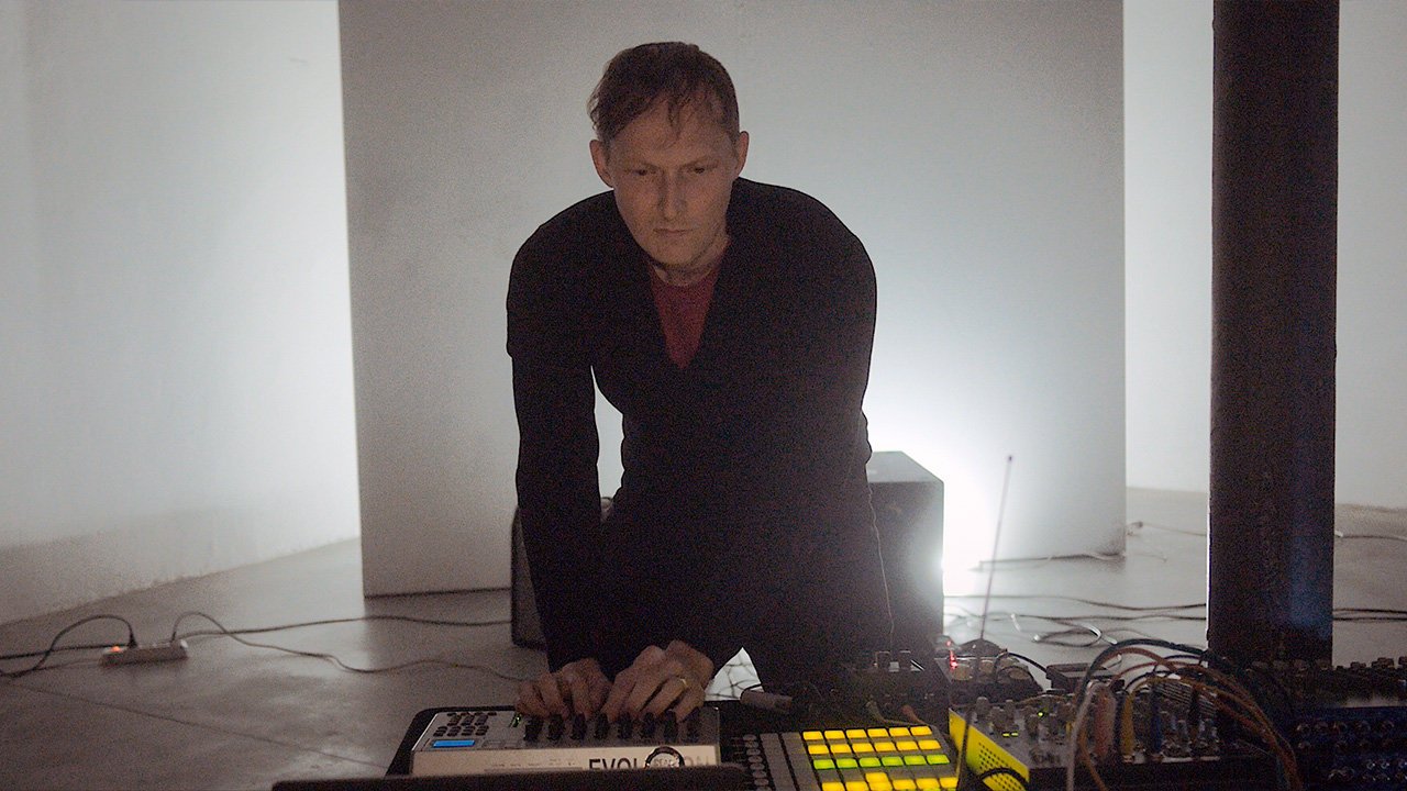 LAWRENCE ENGLISH - O’ | URSSS | mistake television