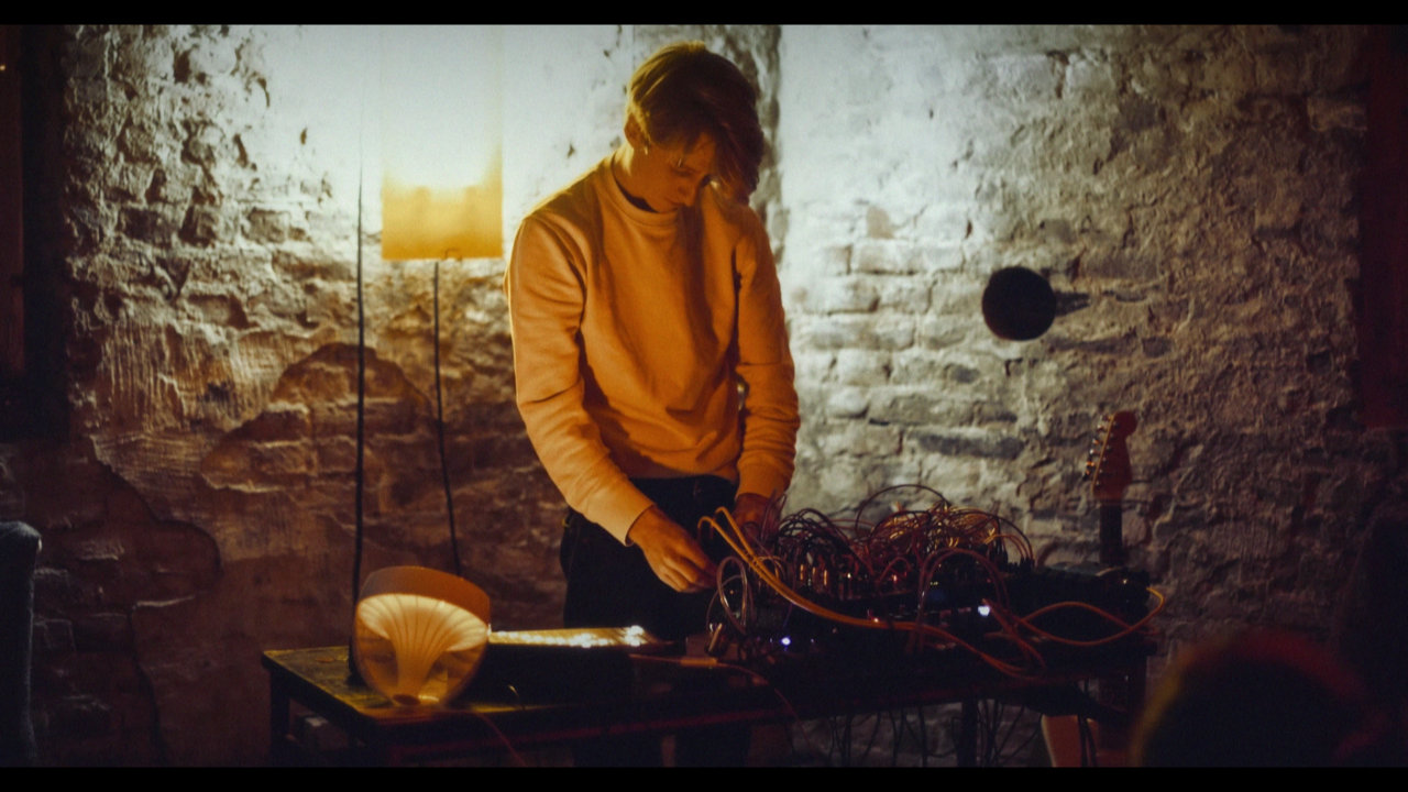 KONSTANTIN BESSONOV @ SCHALTZENTRALE - 14 OCT 2021 - HAMBURG GERMANY ...