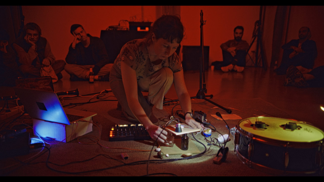 ALEXANDRA SPENCE @ STANDARDS - 11 OCT 2022 - MILAN ITALY | URSSS ...